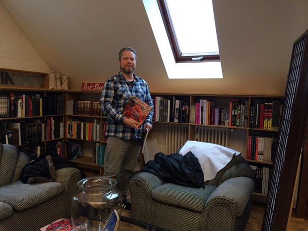 Author Jakob Schultz visits Gingko's Hamburg office | Gingko Press